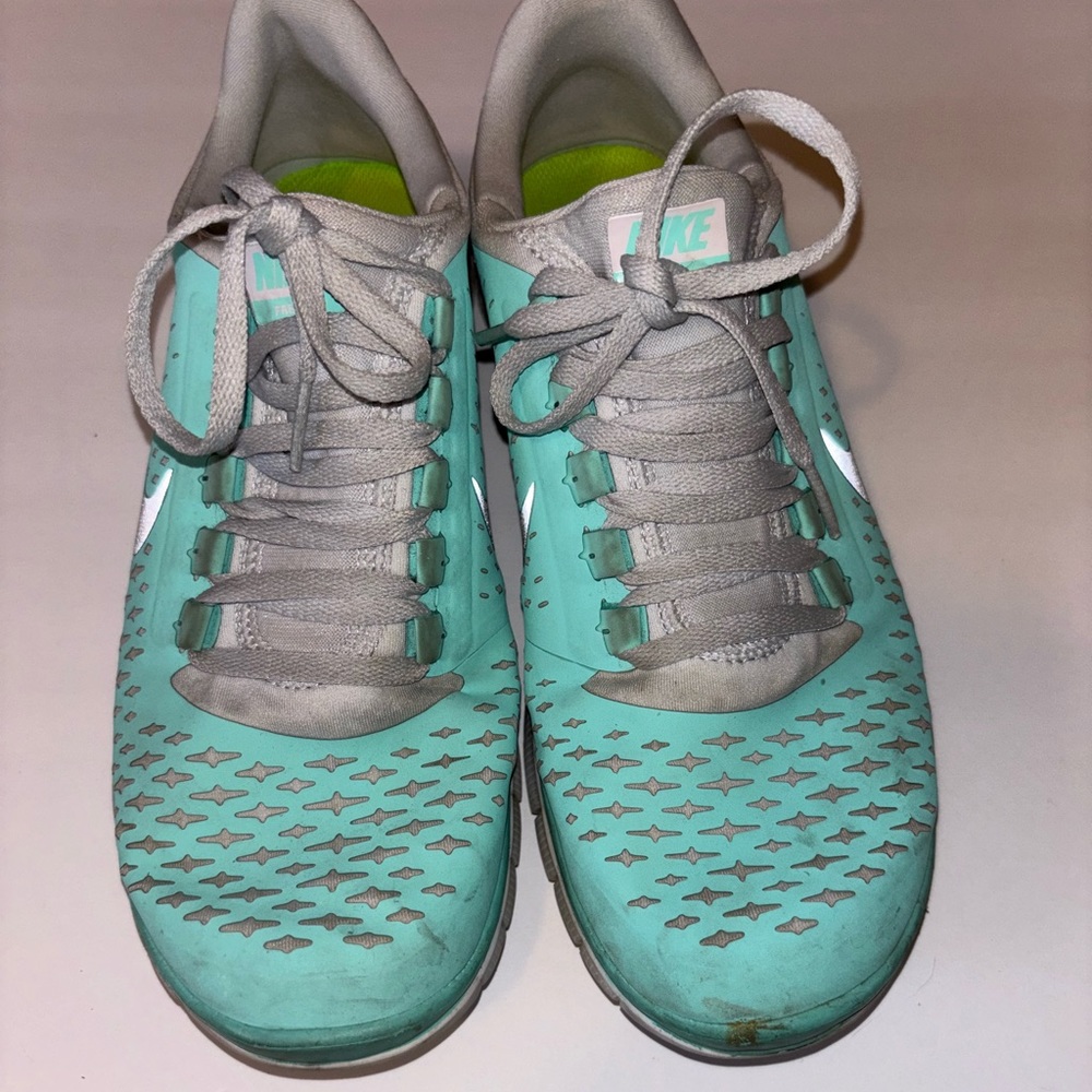 Nike Teal Running Shoes - Gem